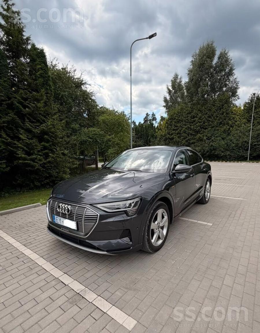 Pelēks Audi E-Tron 2021 Rīga, ar dzinēja tilpumu 0.00 L un nobraukumu 127 tūkst. km par 24500 €, foto 6 vietnē AUTOMOTO.COM.LV