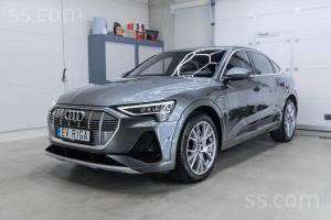 Grey Audi E-Tron 2021 in Riga, with an engine capacity of 0.00 L and mileage of 90 thousand km for 27900 €, photo 4 on AUTOMOTO.COM.LV