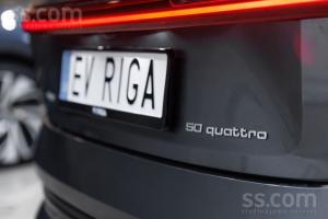 Grey Audi E-Tron 2021 in Riga, with an engine capacity of 0.00 L and mileage of 90 thousand km for 27900 €, photo 14 on AUTOMOTO.COM.LV