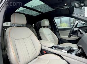 Grey Audi E-Tron 2021 in Tukums, with an engine capacity of 0.00 L and mileage of 98 thousand km for 35990 €, photo 5 on AUTOMOTO.COM.LV