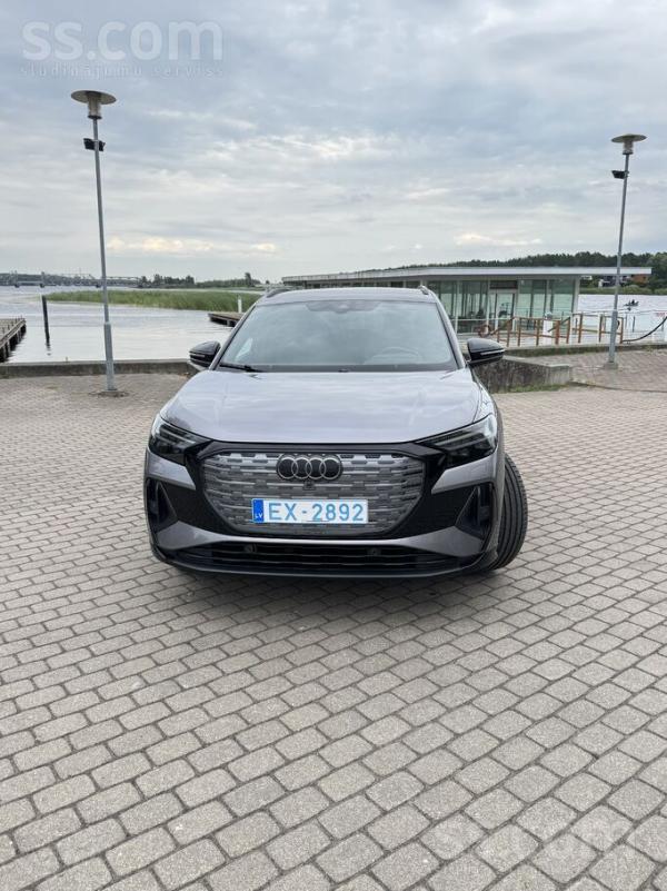 Grey Audi E-Tron 2021 in Jurmala, with an engine capacity of 0.00 L and mileage of 93 thousand km for 36600 €, photo 1 on AUTOMOTO.COM.LV