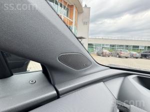 Серый Ауди E-Tron 2021 в Юрмала, объемом двигателя 0.00 л и пробегом 93 тыс. км за 36600 €, фото 6 на AUTOMOTO.COM.LV