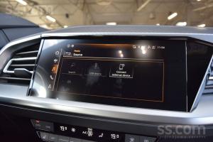Grey Audi E-Tron 2021 in Riga, with an engine capacity of 0.00 L and mileage of 87 thousand km for 29900 €, photo 7 on AUTOMOTO.COM.LV