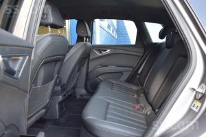 Grey Audi E-Tron 2021 in Riga, with an engine capacity of 0.00 L and mileage of 87 thousand km for 29900 €, photo 15 on AUTOMOTO.COM.LV
