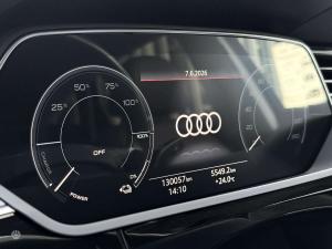 Pelēks Audi E-Tron 2021 Viļņa, ar dzinēja tilpumu 0.00 L un nobraukumu 130 tūkst. km par 25790 €, foto 10 vietnē AUTOMOTO.COM.LV