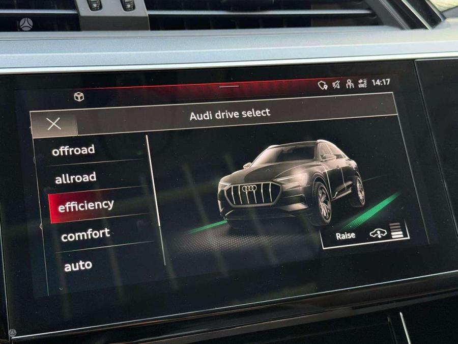 Pelēks Audi E-Tron 2021 Viļņa, ar dzinēja tilpumu 0.00 L un nobraukumu 130 tūkst. km par 25790 €, foto 19 vietnē AUTOMOTO.COM.LV