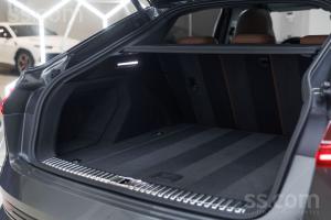 Pelēks Audi E-Tron 2021 Rīga, ar dzinēja tilpumu 0.00 L un nobraukumu 111 tūkst. km par 31990 €, foto 13 vietnē AUTOMOTO.COM.LV