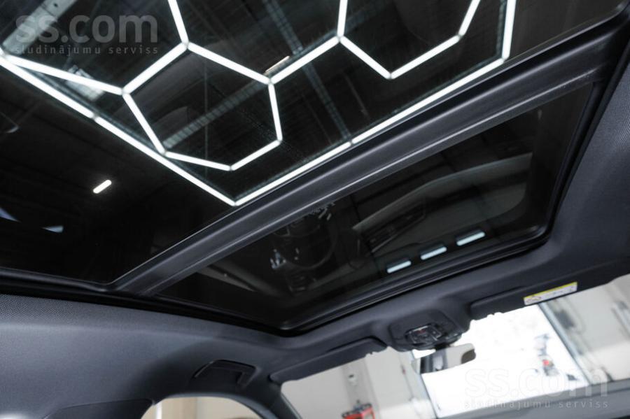 Pelēks Audi E-Tron 2021 Rīga, ar dzinēja tilpumu 0.00 L un nobraukumu 111 tūkst. km par 31990 €, foto 16 vietnē AUTOMOTO.COM.LV