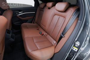 Pelēks Audi E-Tron 2021 Rīga, ar dzinēja tilpumu 0.00 L un nobraukumu 111 tūkst. km par 31990 €, foto 21 vietnē AUTOMOTO.COM.LV