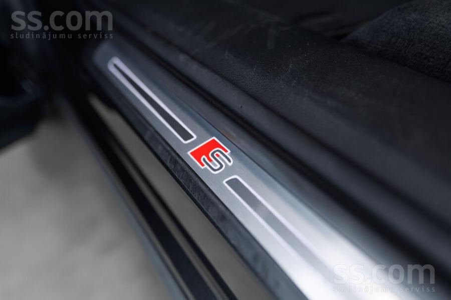 Pelēks Audi E-Tron 2021 Rīga, ar dzinēja tilpumu 0.00 L un nobraukumu 111 tūkst. km par 31990 €, foto 25 vietnē AUTOMOTO.COM.LV