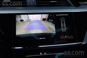 Pelēks Audi E-Tron 2021 Rīga, ar dzinēja tilpumu 0.00 L un nobraukumu 111 tūkst. km par 31990 €, foto 28 vietnē AUTOMOTO.COM.LV