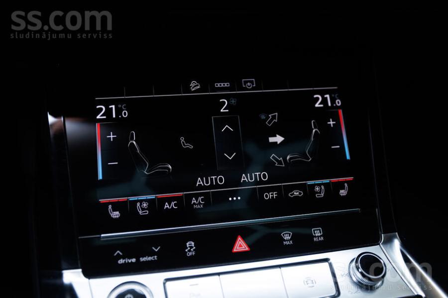 Pelēks Audi E-Tron 2021 Rīga, ar dzinēja tilpumu 0.00 L un nobraukumu 111 tūkst. km par 31990 €, foto 32 vietnē AUTOMOTO.COM.LV