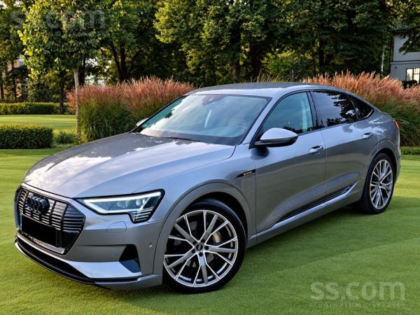 Pelēks Audi E-Tron 2021 Jūrmala, ar dzinēja tilpumu 0.00 L un nobraukumu 116 tūkst. km par 28500 €, foto 4 vietnē AUTOMOTO.COM.LV