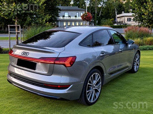 Pelēks Audi E-Tron 2021 Jūrmala, ar dzinēja tilpumu 0.00 L un nobraukumu 116 tūkst. km par 28500 €, foto 6 vietnē AUTOMOTO.COM.LV