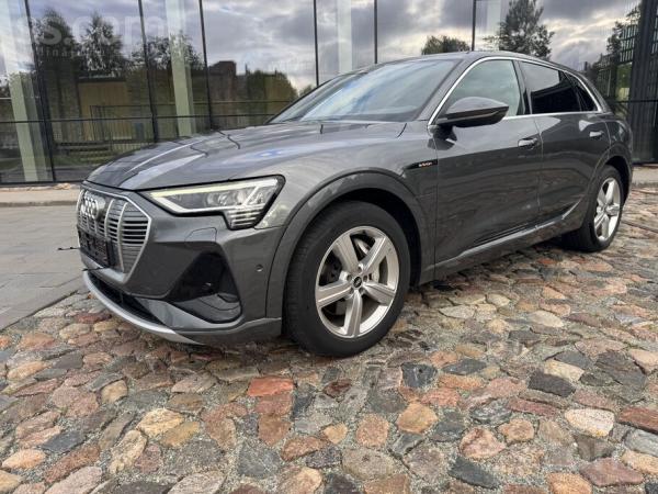 Pelēks Audi E-Tron 2021 Rīga, ar dzinēja tilpumu 0.00 L un nobraukumu 125 tūkst. km par 24777 €, foto 7 vietnē AUTOMOTO.COM.LV
