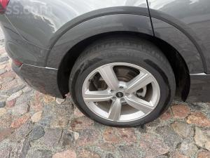 Grey Audi E-Tron 2021 in Riga, with an engine capacity of 0.00 L and mileage of 125 thousand km for 24777 €, photo 33 on AUTOMOTO.COM.LV