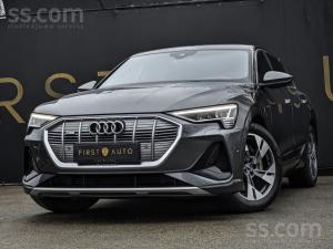 Grey Audi E-Tron 2022 in Tukums, with an engine capacity of 0.00 L and mileage of 143 thousand km for 31500 €, photo 2 on AUTOMOTO.COM.LV