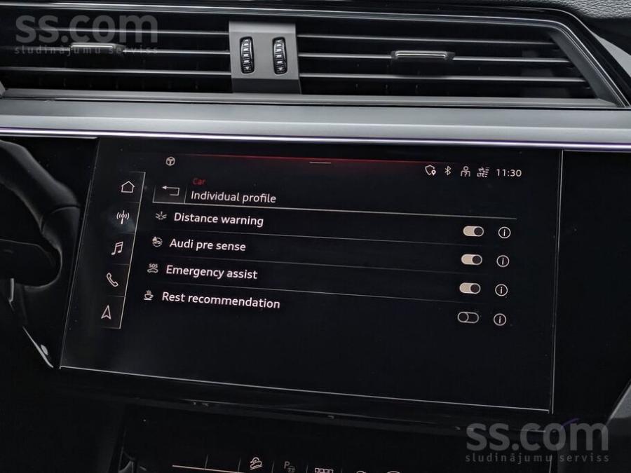 Grey Audi E-Tron 2022 in Tukums, with an engine capacity of 0.00 L and mileage of 143 thousand km for 31500 €, photo 29 on AUTOMOTO.COM.LV