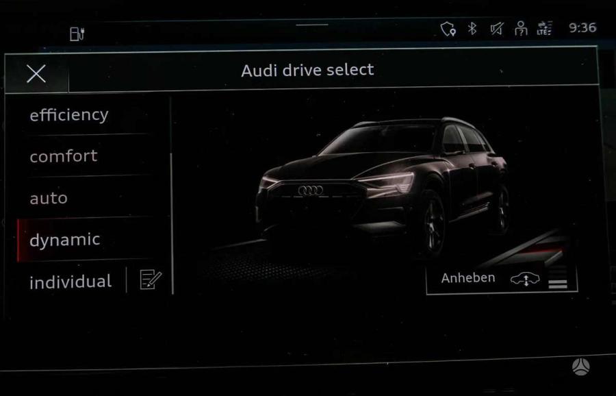 Grey Audi E-Tron 2022 in Vilnius, with an engine capacity of 0.00 L and mileage of 106 thousand km for 32200 €, photo 14 on AUTOMOTO.COM.LV