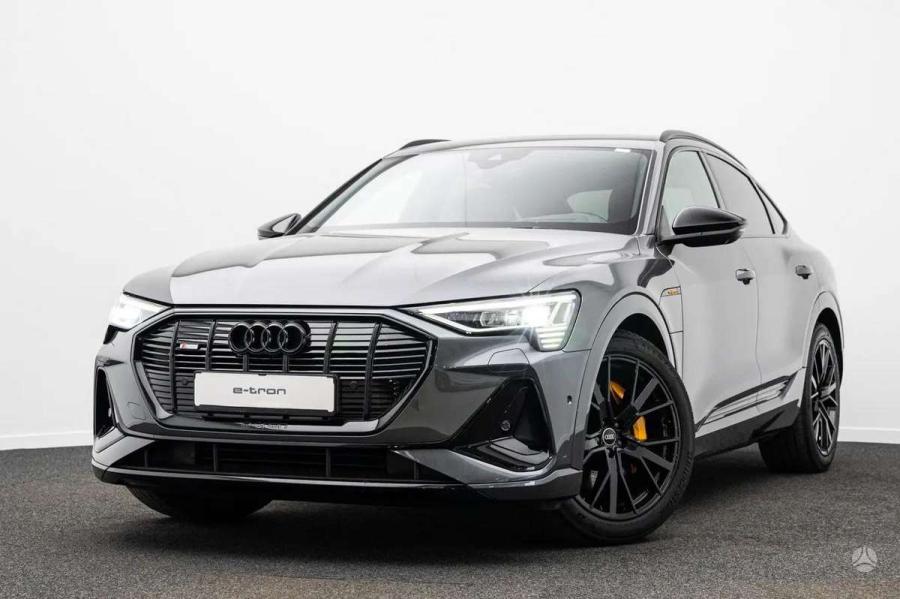 Pelēks Audi E-Tron 2022 Viļņa, ar dzinēja tilpumu 0.00 L un nobraukumu 103 tūkst. km par 32900 €, foto 1 vietnē AUTOMOTO.COM.LV