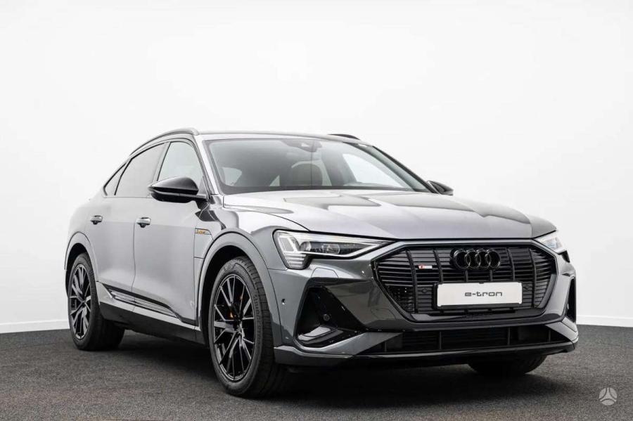 Pelēks Audi E-Tron 2022 Viļņa, ar dzinēja tilpumu 0.00 L un nobraukumu 103 tūkst. km par 32900 €, foto 13 vietnē AUTOMOTO.COM.LV