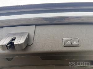 Grey Audi E-Tron 2022 in Riga, with an engine capacity of 0.00 L and mileage of 129 thousand km for 26850 €, photo 24 on AUTOMOTO.COM.LV