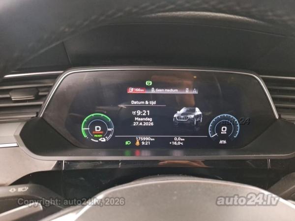Pelēks Audi E-Tron 2022 Tartu, ar dzinēja tilpumu 0.00 L un nobraukumu 176 tūkst. km par 29900 €, foto 6 vietnē AUTOMOTO.COM.LV