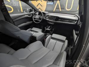 Grey Audi E-Tron 2022 in Tukums, with an engine capacity of 0.00 L and mileage of 97 thousand km for 29990 €, photo 6 on AUTOMOTO.COM.LV