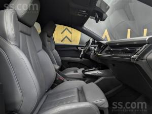 Grey Audi E-Tron 2022 in Tukums, with an engine capacity of 0.00 L and mileage of 97 thousand km for 29990 €, photo 8 on AUTOMOTO.COM.LV