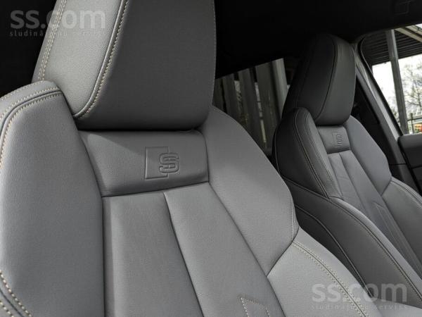 Pelēks Audi E-Tron 2022 Tukums, ar dzinēja tilpumu 0.00 L un nobraukumu 97 tūkst. km par 29990 €, foto 9 vietnē AUTOMOTO.COM.LV