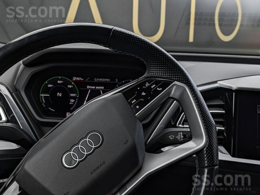 Grey Audi E-Tron 2022 in Tukums, with an engine capacity of 0.00 L and mileage of 97 thousand km for 29990 €, photo 12 on AUTOMOTO.COM.LV