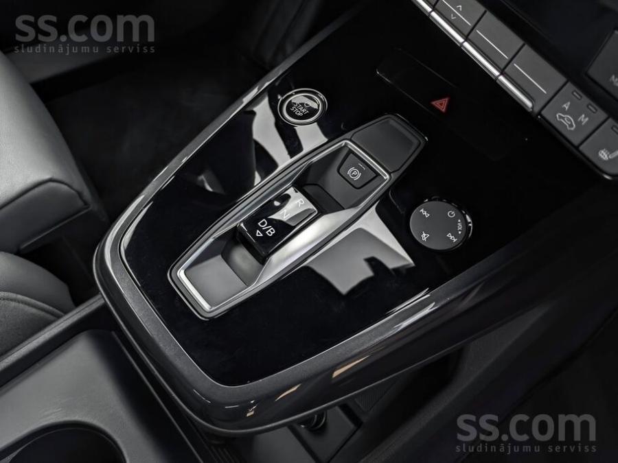 Grey Audi E-Tron 2022 in Tukums, with an engine capacity of 0.00 L and mileage of 97 thousand km for 29990 €, photo 16 on AUTOMOTO.COM.LV