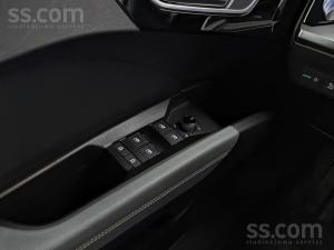Grey Audi E-Tron 2022 in Tukums, with an engine capacity of 0.00 L and mileage of 97 thousand km for 29990 €, photo 20 on AUTOMOTO.COM.LV