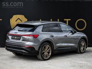 Grey Audi E-Tron 2022 in Tukums, with an engine capacity of 0.00 L and mileage of 97 thousand km for 29990 €, photo 25 on AUTOMOTO.COM.LV