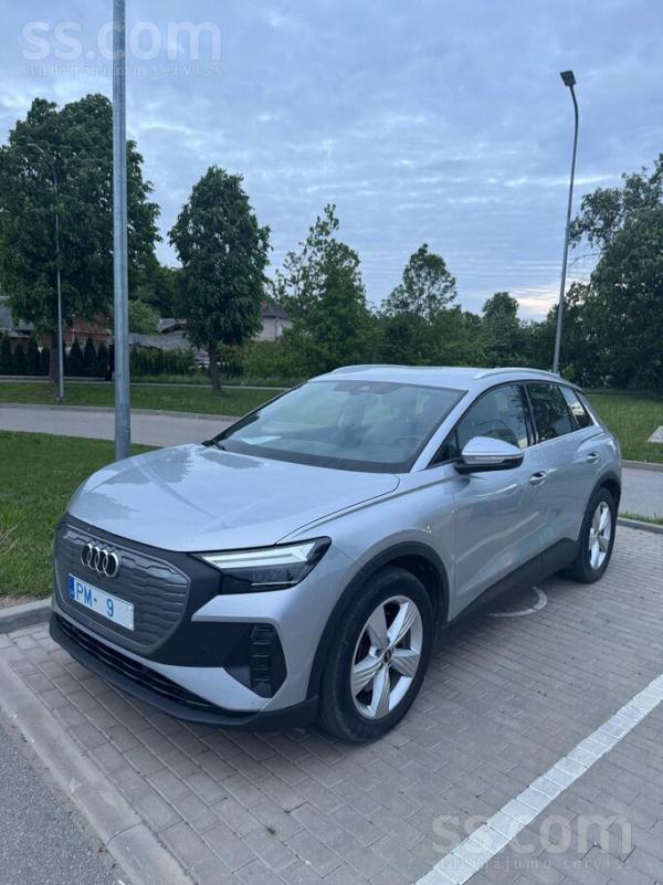 Grey Audi E-Tron 2022 in Rezekne, with an engine capacity of 0.00 L and mileage of 46 thousand km for 30400 €, photo 1 on AUTOMOTO.COM.LV