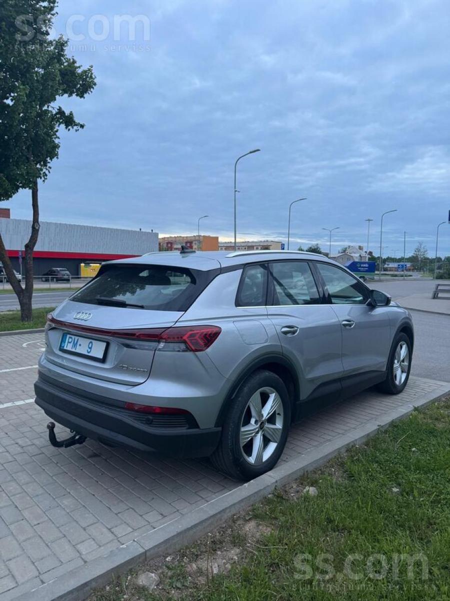 Pelēks Audi E-Tron 2022 Rēzekne, ar dzinēja tilpumu 0.00 L un nobraukumu 46 tūkst. km par 30400 €, foto 4 vietnē AUTOMOTO.COM.LV
