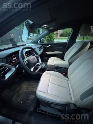 Pelēks Audi E-Tron 2022 Rēzekne, ar dzinēja tilpumu 0.00 L un nobraukumu 46 tūkst. km par 30400 €, foto 9 vietnē AUTOMOTO.COM.LV