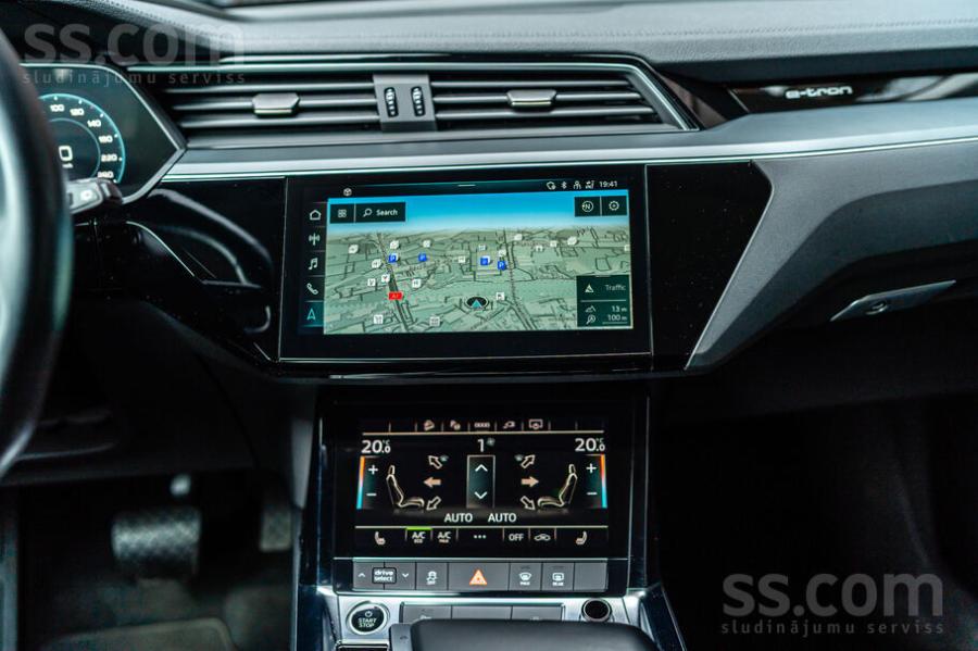 Grey Audi E-Tron 2022 in Riga, with an engine capacity of 0.00 L and mileage of 77 thousand km for 27900 €, photo 25 on AUTOMOTO.COM.LV