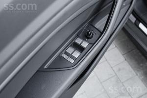 Grey Audi E-Tron 2022 in Riga, with an engine capacity of 0.00 L and mileage of 60 thousand km for 35600 €, photo 8 on AUTOMOTO.COM.LV