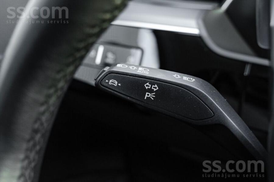 Grey Audi E-Tron 2022 in Riga, with an engine capacity of 0.00 L and mileage of 60 thousand km for 35600 €, photo 13 on AUTOMOTO.COM.LV