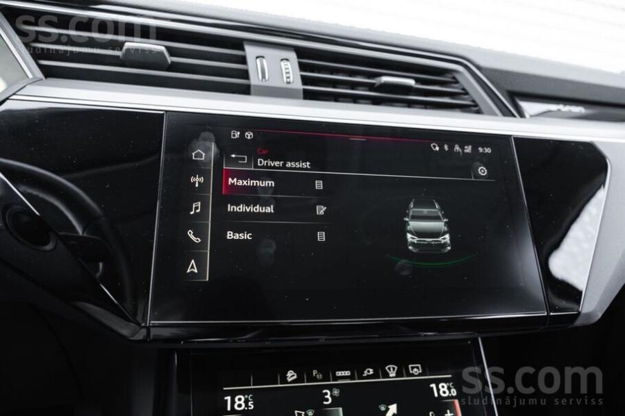 Grey Audi E-Tron 2022 in Riga, with an engine capacity of 0.00 L and mileage of 60 thousand km for 35600 €, photo 21 on AUTOMOTO.COM.LV