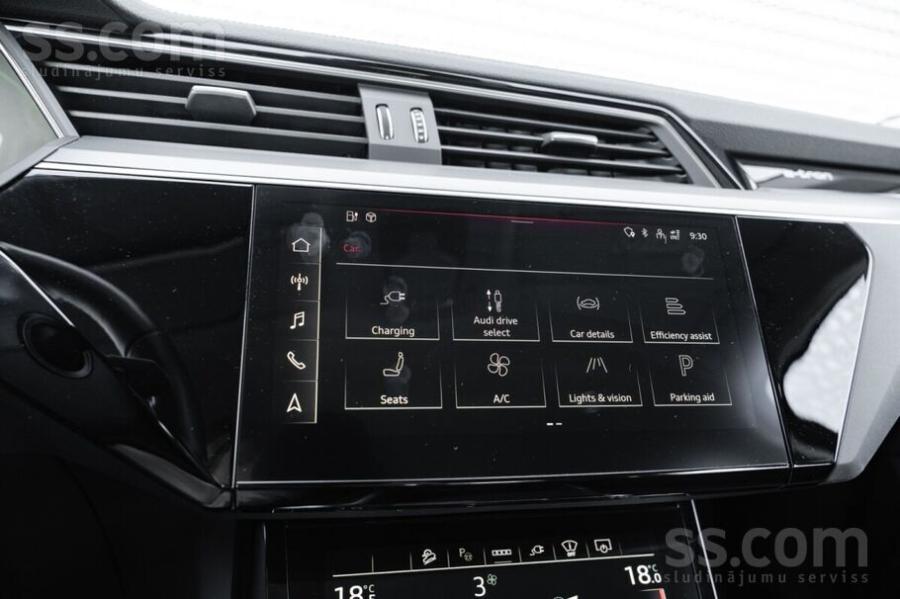 Grey Audi E-Tron 2022 in Riga, with an engine capacity of 0.00 L and mileage of 60 thousand km for 35600 €, photo 24 on AUTOMOTO.COM.LV