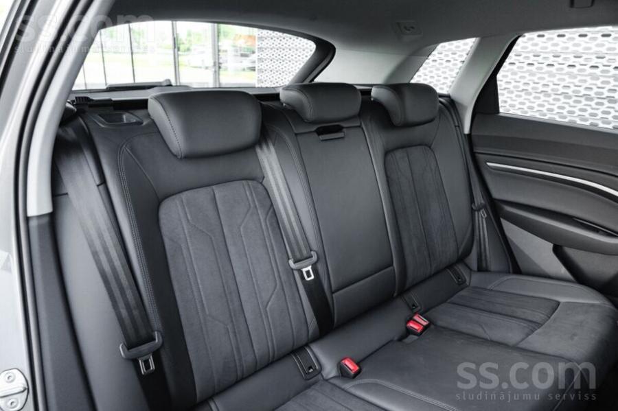 Grey Audi E-Tron 2022 in Riga, with an engine capacity of 0.00 L and mileage of 60 thousand km for 35600 €, photo 30 on AUTOMOTO.COM.LV