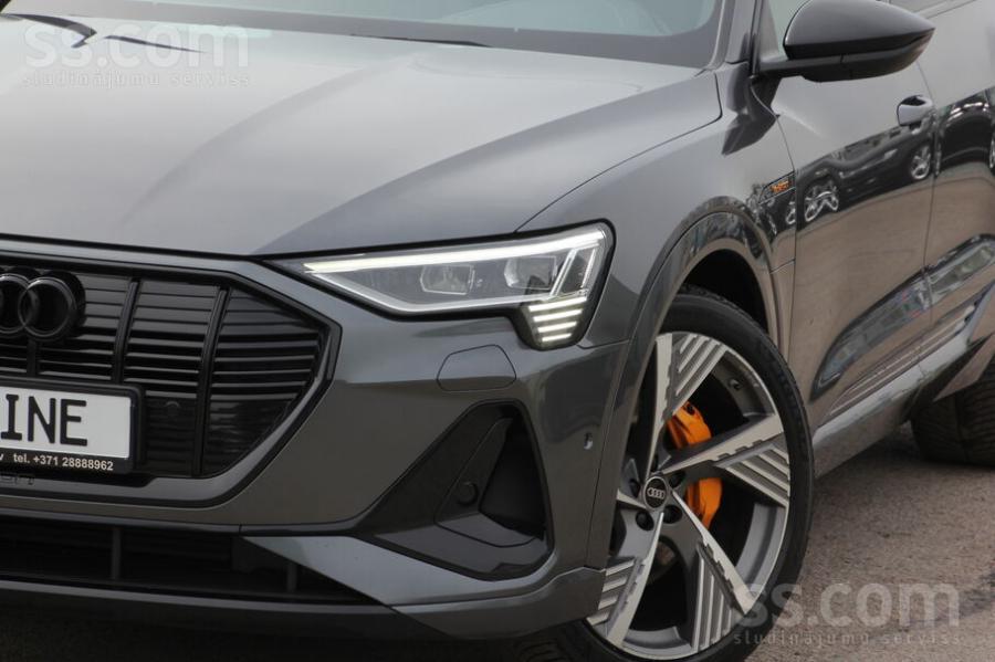 Серый Ауди E-Tron 2022 в Тукумс, объемом двигателя 0.00 л и пробегом 175 тыс. км за 29990 €, фото 13 на AUTOMOTO.COM.LV