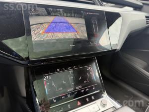 Grey Audi E-Tron 2022 in Riga, with an engine capacity of 0.00 L and mileage of 129 thousand km for 26555 €, photo 10 on AUTOMOTO.COM.LV