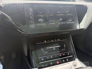 Grey Audi E-Tron 2022 in Riga, with an engine capacity of 0.00 L and mileage of 129 thousand km for 26555 €, photo 16 on AUTOMOTO.COM.LV