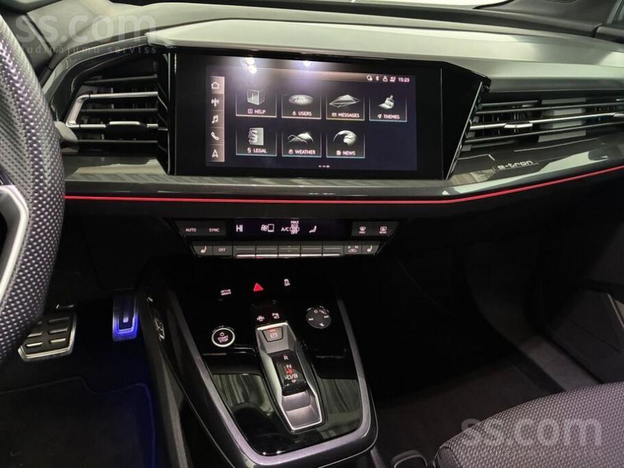 Pelēks Audi E-Tron 2022 Rīga, ar dzinēja tilpumu 0.00 L un nobraukumu 121 tūkst. km par 28990 €, foto 12 vietnē AUTOMOTO.COM.LV