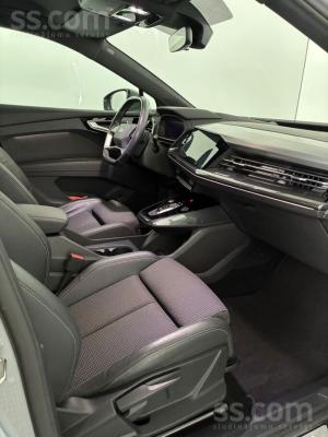 Pelēks Audi E-Tron 2022 Rīga, ar dzinēja tilpumu 0.00 L un nobraukumu 121 tūkst. km par 28990 €, foto 20 vietnē AUTOMOTO.COM.LV