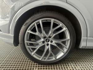 Pelēks Audi E-Tron 2022 Rīga, ar dzinēja tilpumu 0.00 L un nobraukumu 121 tūkst. km par 28990 €, foto 25 vietnē AUTOMOTO.COM.LV