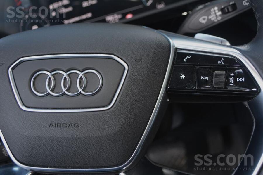 Grey Audi E-Tron 2022 in Riga, with an engine capacity of 0.00 L and mileage of 129 thousand km for 23880 €, photo 20 on AUTOMOTO.COM.LV